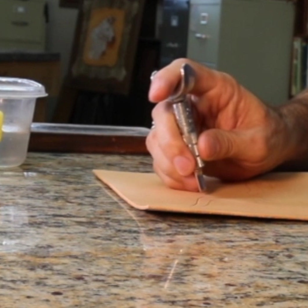 Free Beginner Leatherworking Video – Elktracks Studio